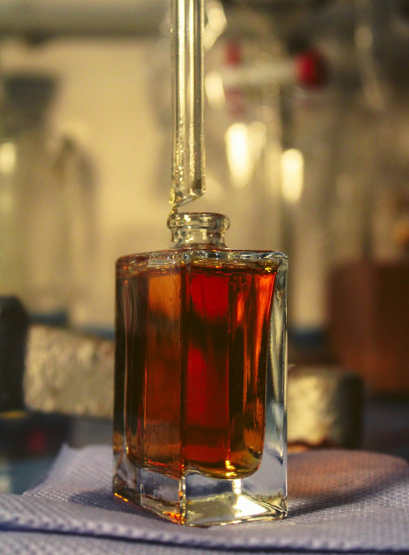 Perfumes for Indoor vs Outdoor Activities: How to Choose the Right ...
